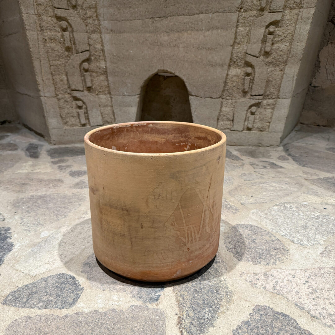 Modern Pottery Planter Gainey Style Patinated - Ambianic